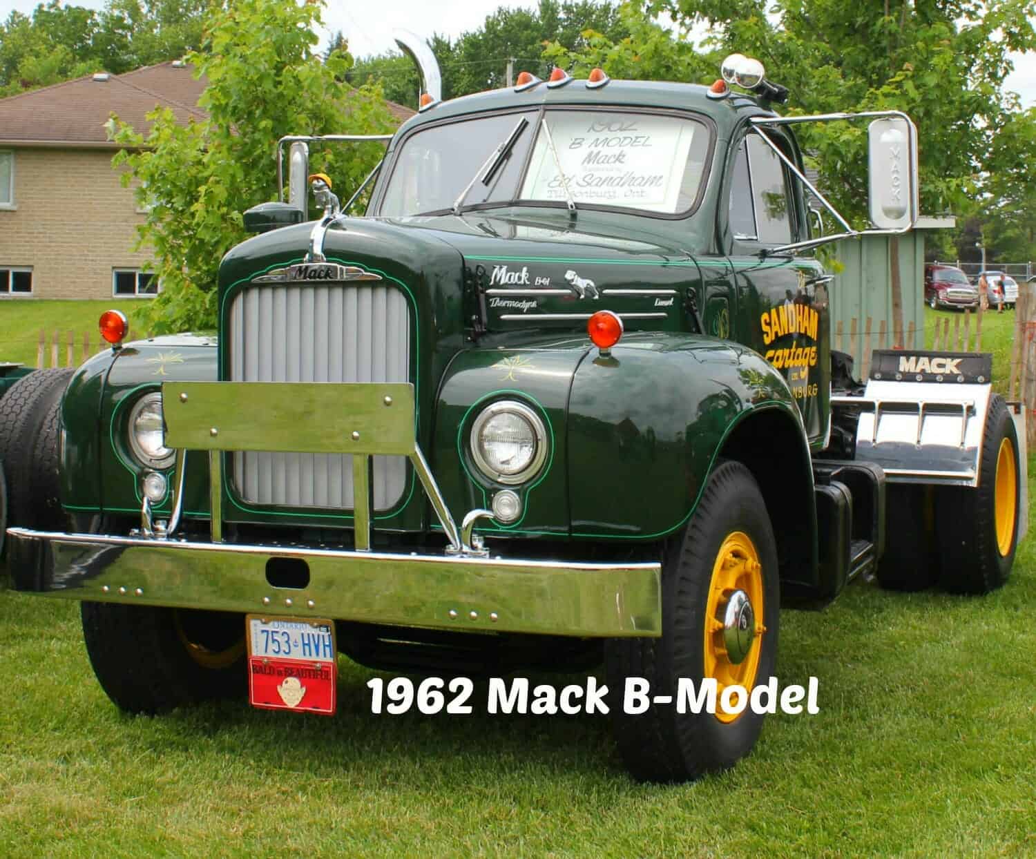 A Collection Of Old School Mack Truck Pictures You Shouldn't Miss!