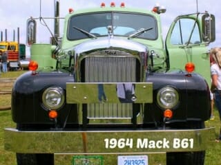 A Collection Of Old School Mack Truck Pictures You Shouldn't Miss!