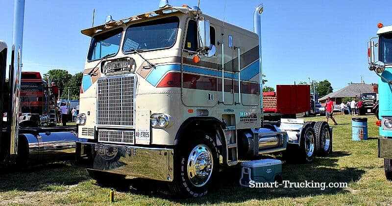 The Only Old School Cabover Truck Guide You'll Ever Need