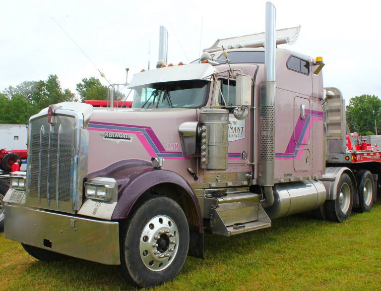 The Kenworth W900 Models Photo Collection You've Been Looking For!