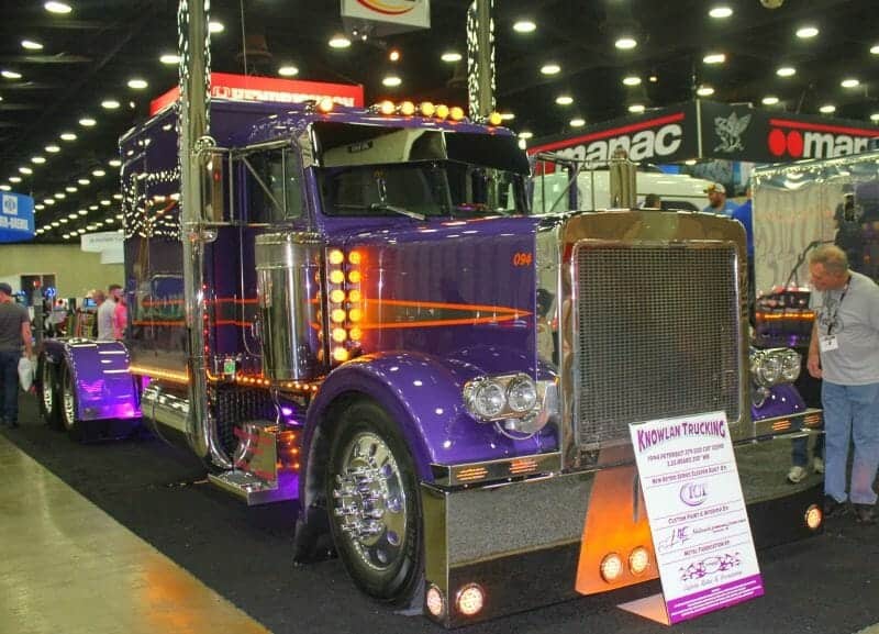 Big Rigs Show Trucks Photo Collection: Custom Ultra Cool Rides