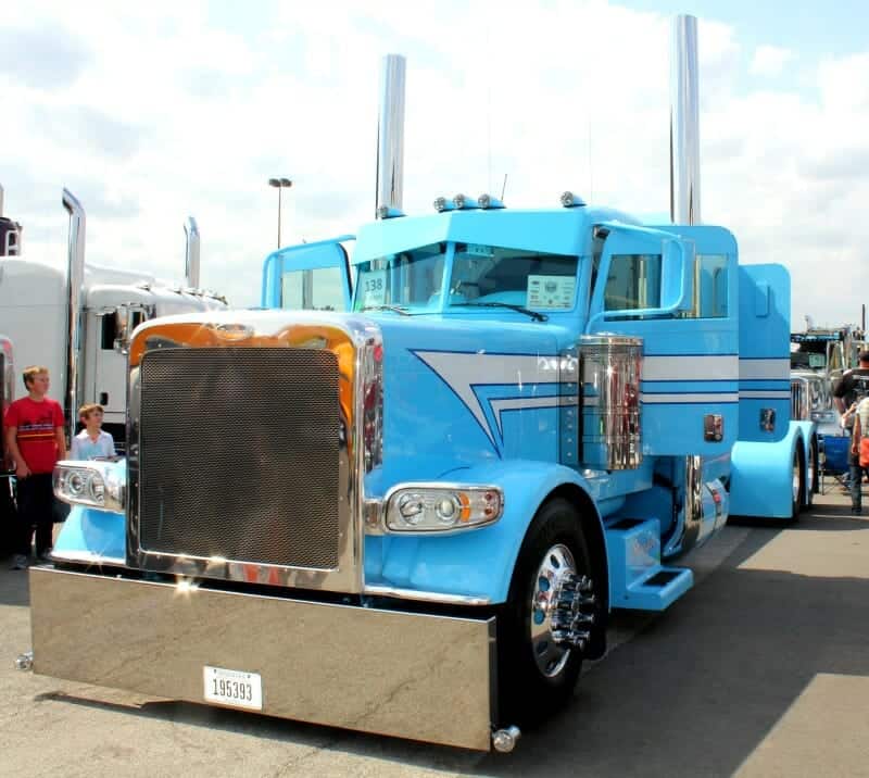 Big Rig Show Trucks: Top Custom Semi Rigs