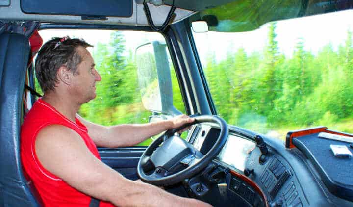 Review of the Freightliner Cascadia: A Decent Owner Operator Truck